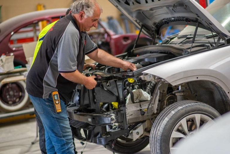 Determining the Importance of Choosing the Right Smash Repair Services ...